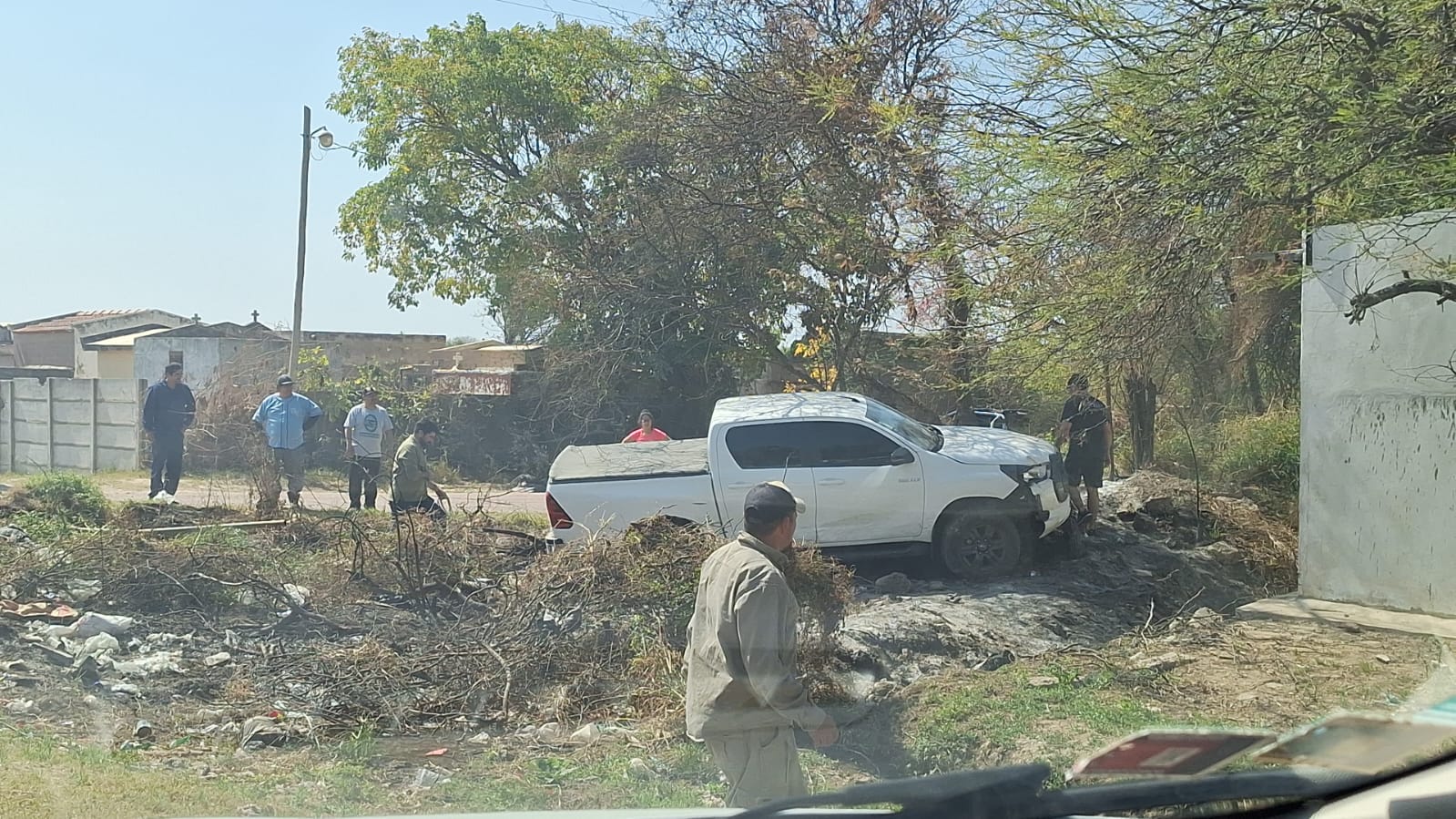 La imprudencia del conductor de una Hilux provocó un accidente ...