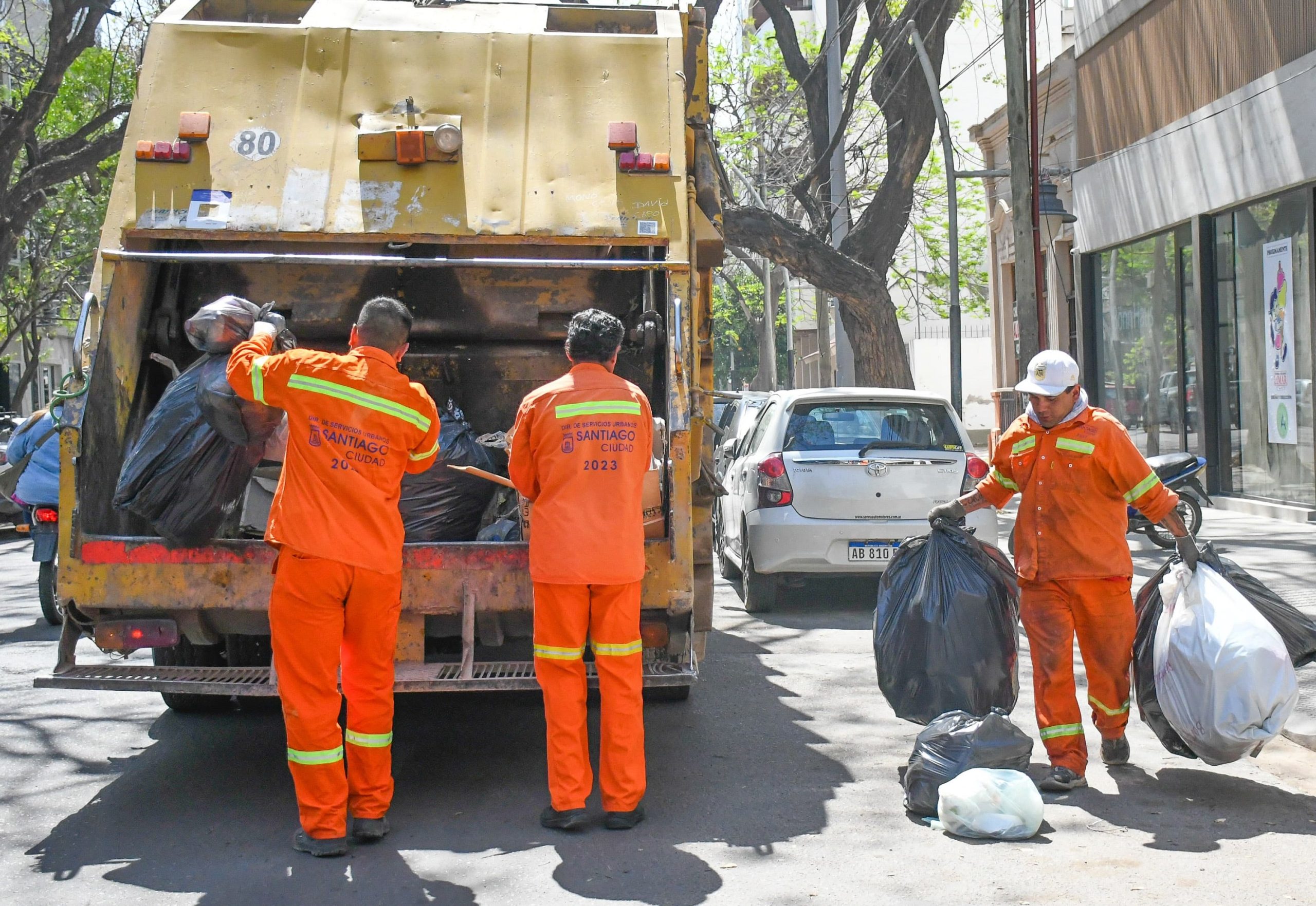 El viernes 8 al ser el día del empleado municipal la recolección de ...