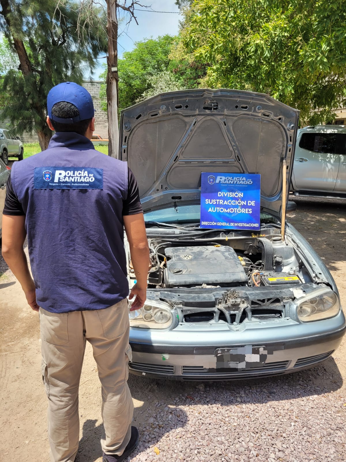 Secuestran un automóvil que circulaba con patente falsa en el barrio ...