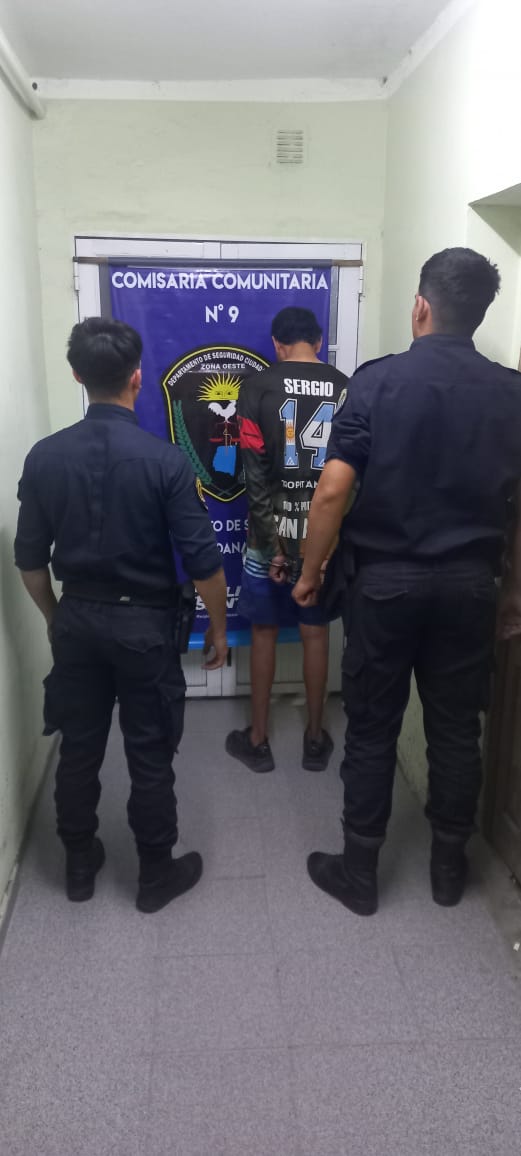 B° Borges: joven atacó a golpes a su padre y lo amenazó con quemarle el ...