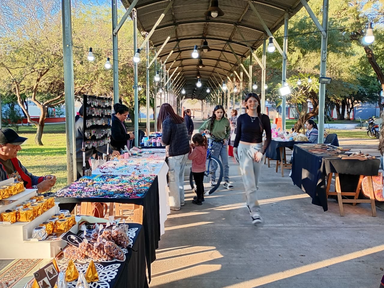 El Parque Oeste será escenario de la feria artesanal y taller de danzas ...