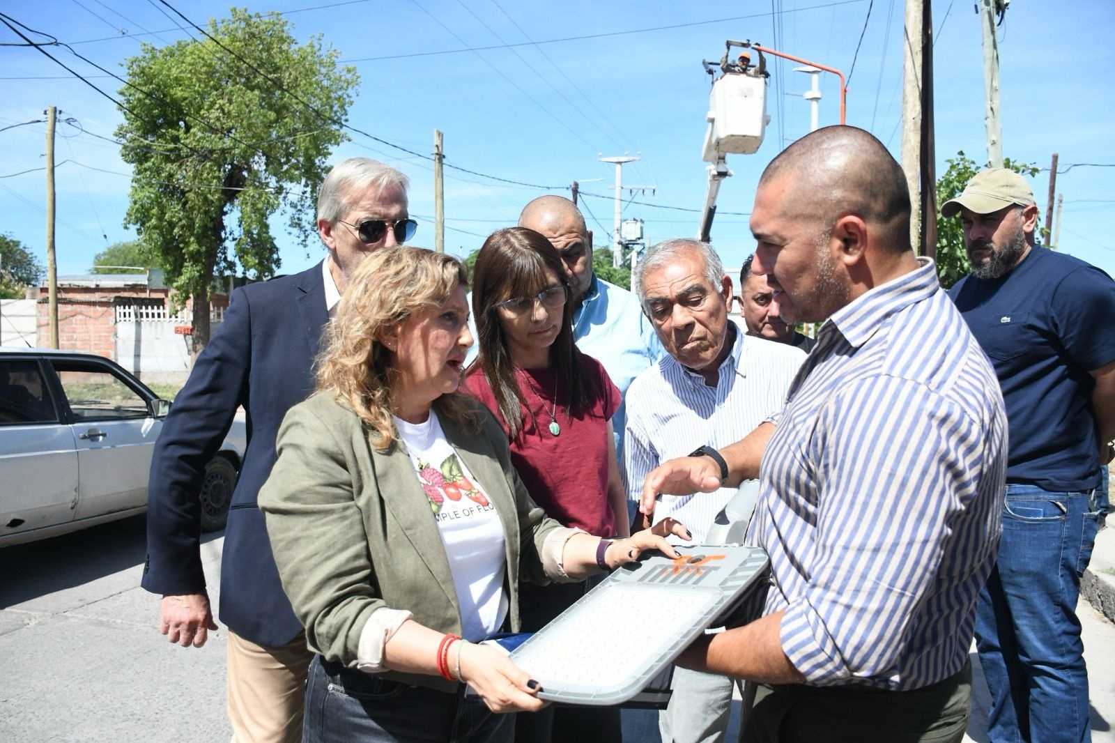 La intendente Norma Fuentes supervisó la obra de iluminación de las ...